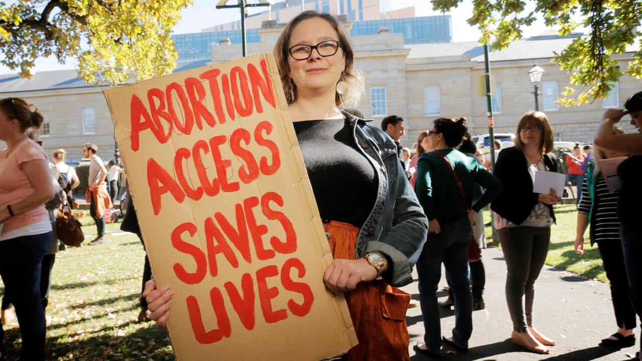 Our bodies, our lives! A history of abortion rights activism in ...