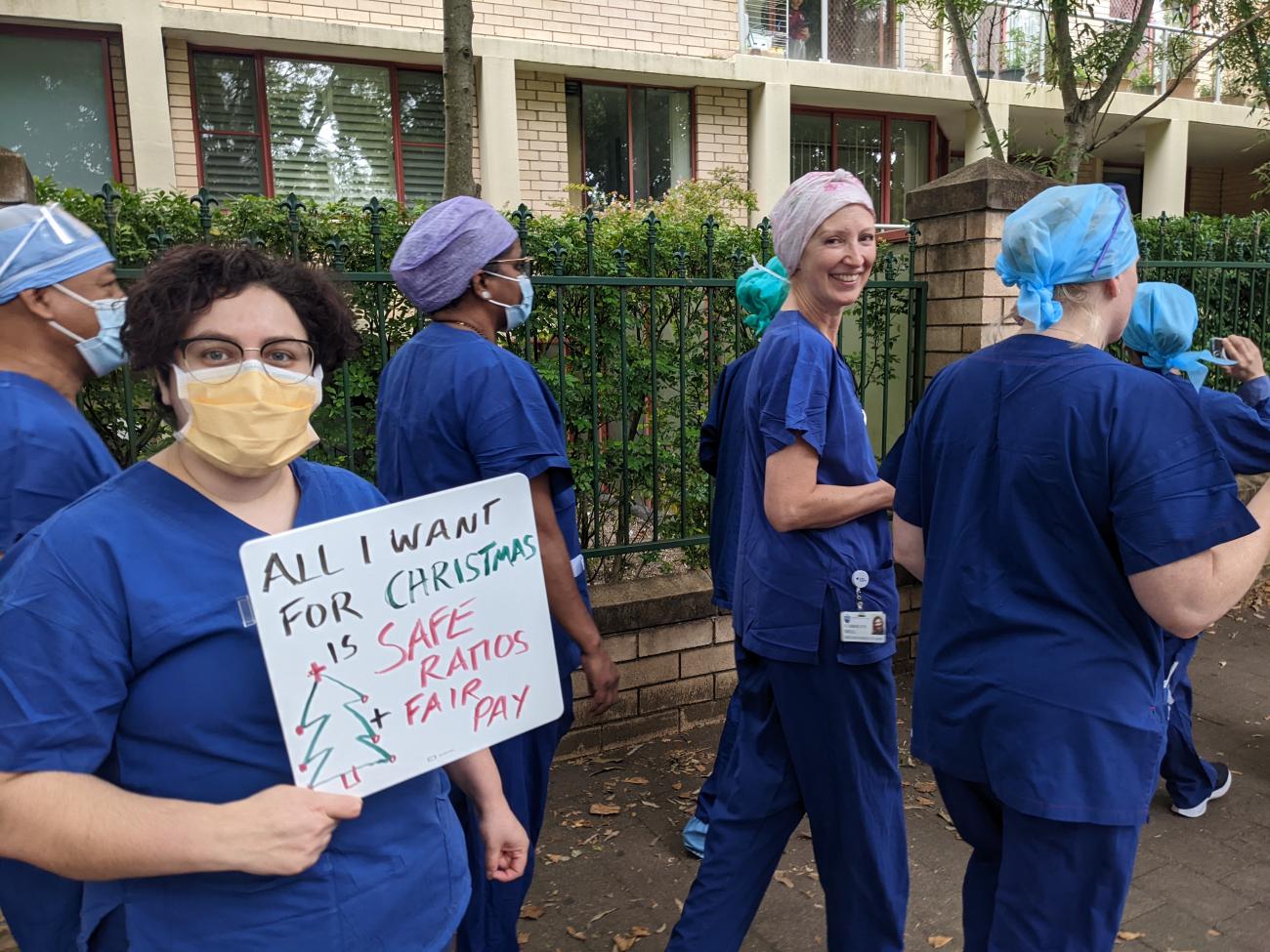 Sydney nurses take action over pay | Red Flag